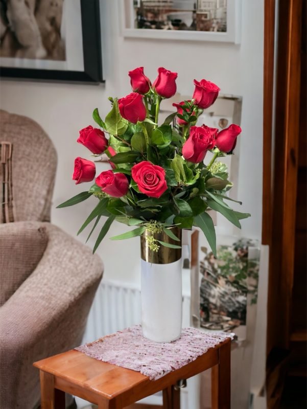 Elegant Red Roses Flower Arrangements In Redwood City, CA