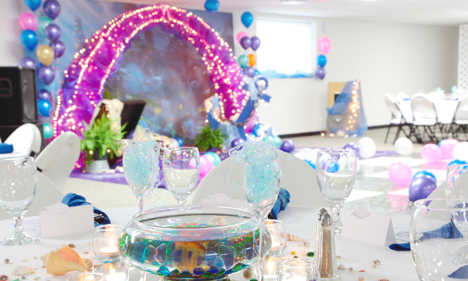 Making JS Proms Even More Special with Everyday Flowers and Balloons ...