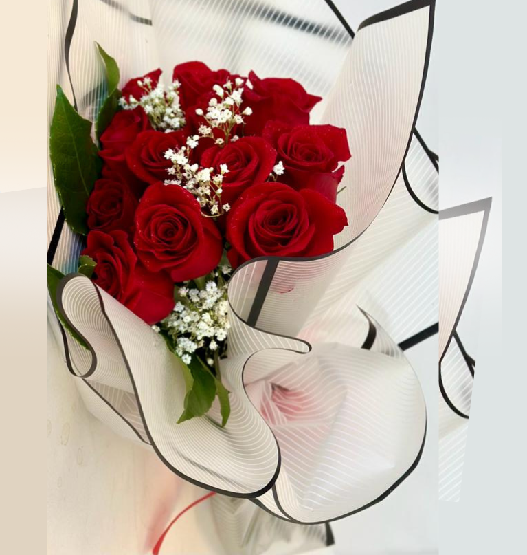 Red Roses Reign: Celebrating National Red Rose Day